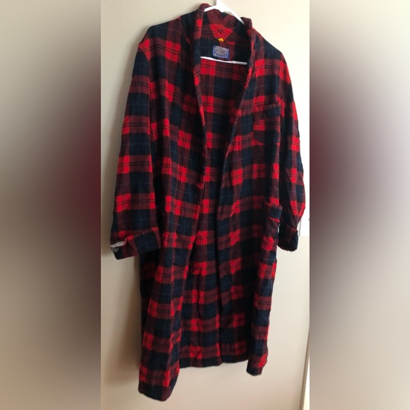 Pendleton | Other | Pendleton Red Blue Plaid Wool Mens Robe Size M | Poshmark